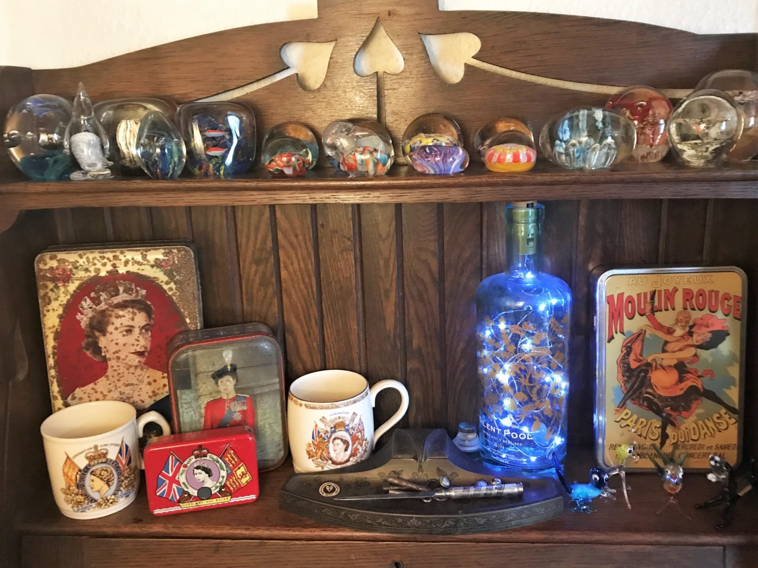 How to Display Vintage Items in Your Home - Rachel's Vintage & Retro
