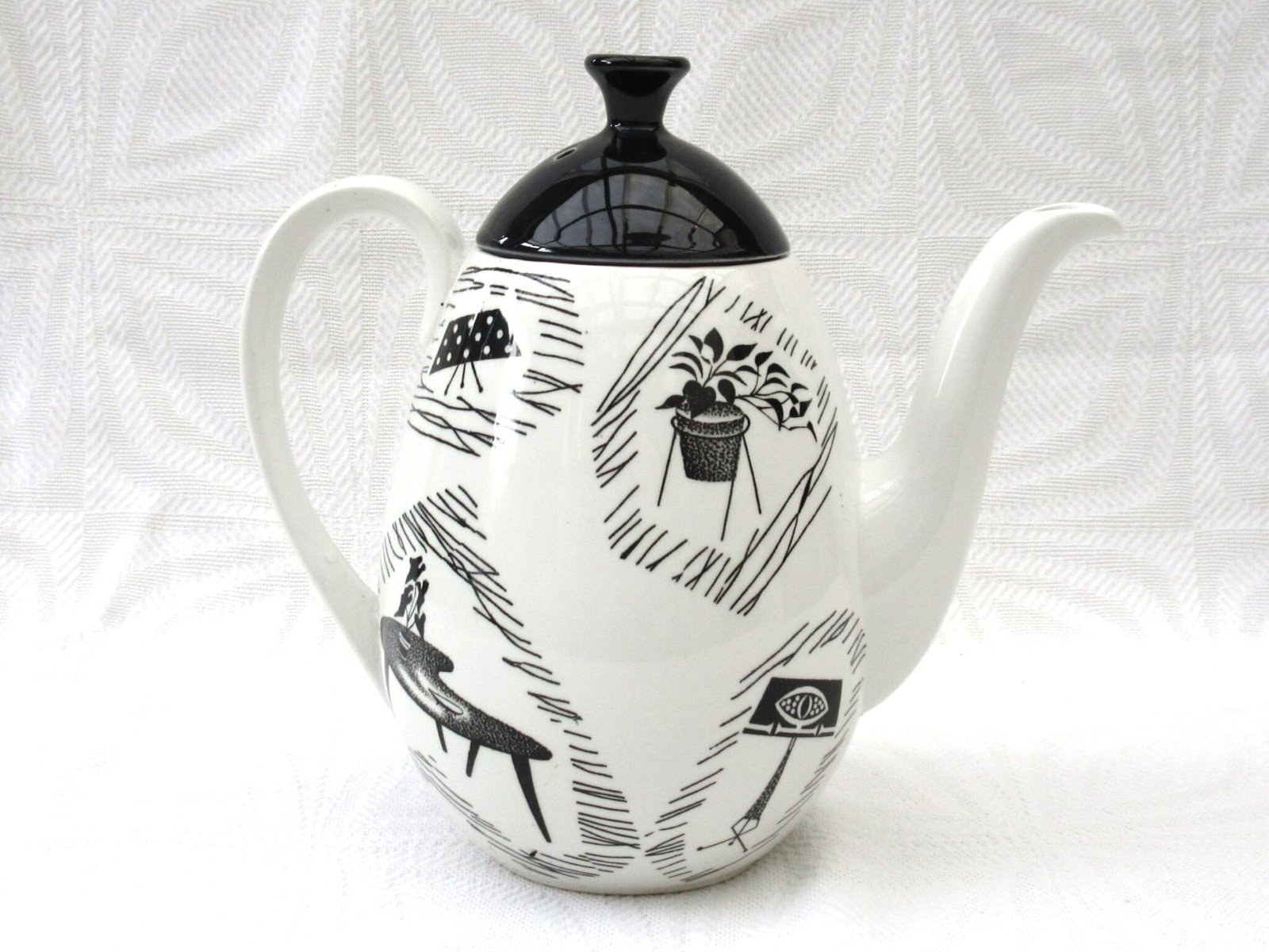 Vintage Ridgway Homemaker Metro Coffee Pot