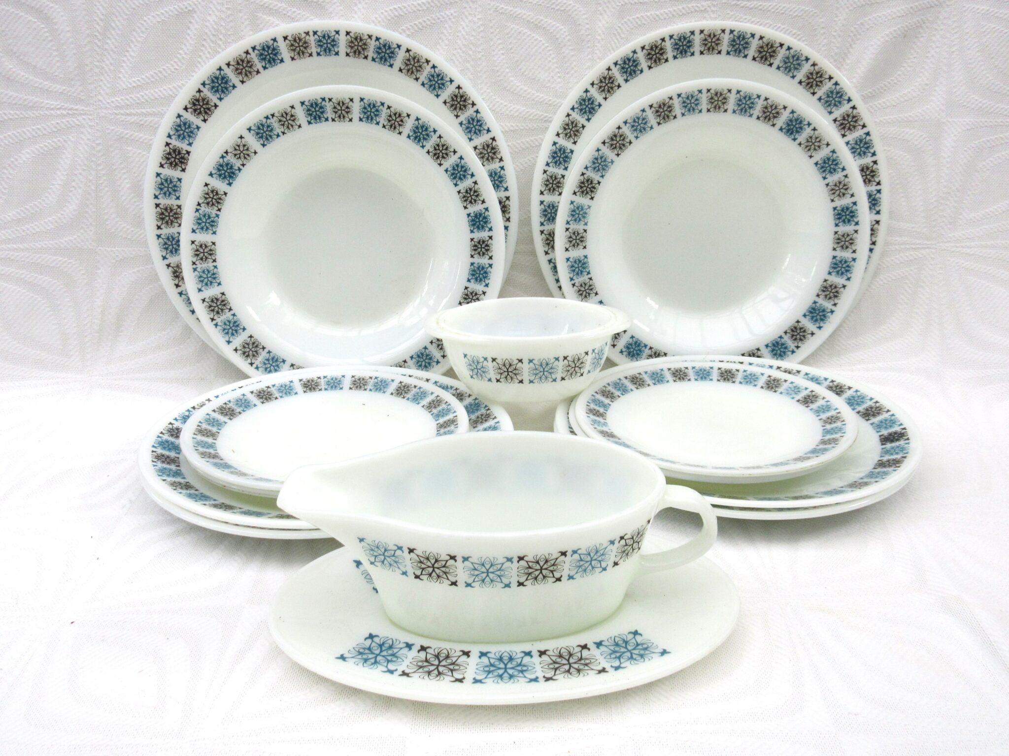 Collecting Vintage English Pyrex aka JAJ Pyrex | Rachel's Vintage