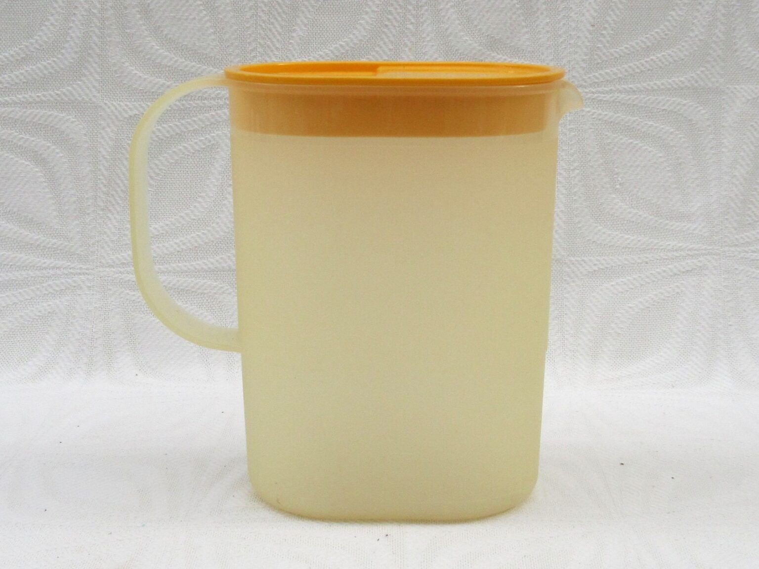 Vintage Tupperware Fridge Door Jug Pitcher 70s 80s