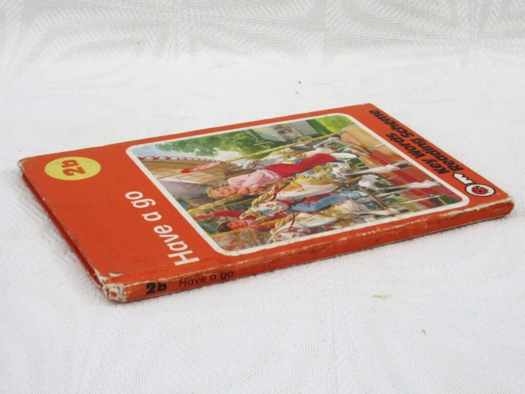 Vintage Ladybird Books Key Reading Scheme Have a Go 2b